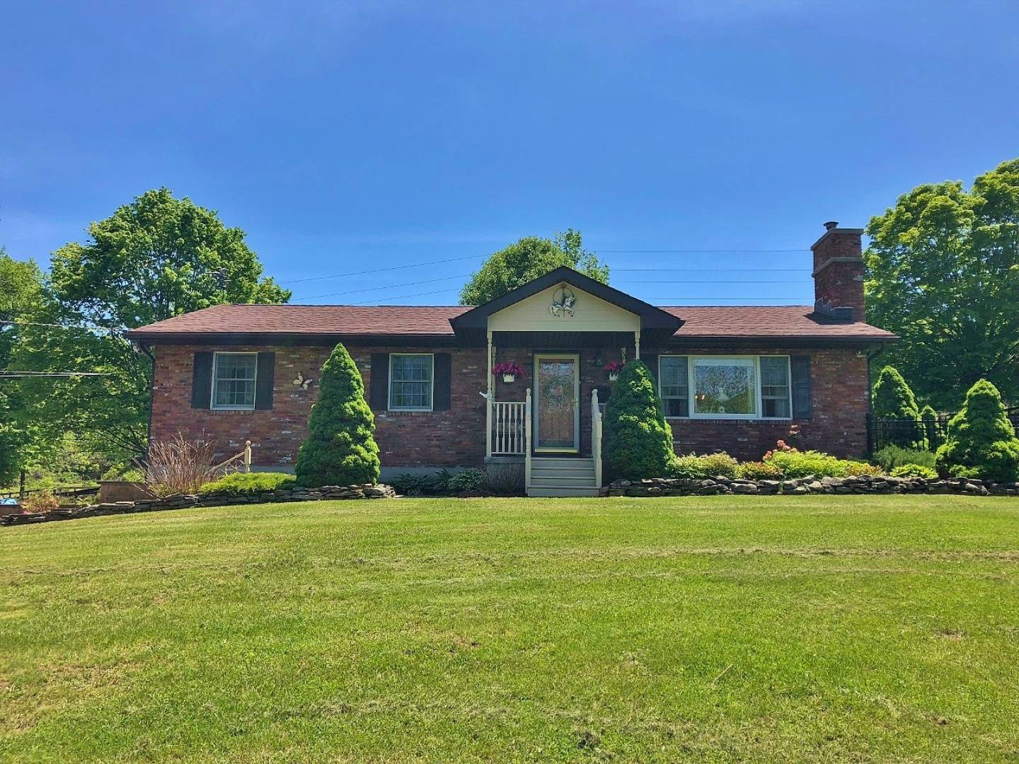 643 Mt Hope Rd, Middletown, NY 10940 (Sold NYStateMLS Listing #10495568)