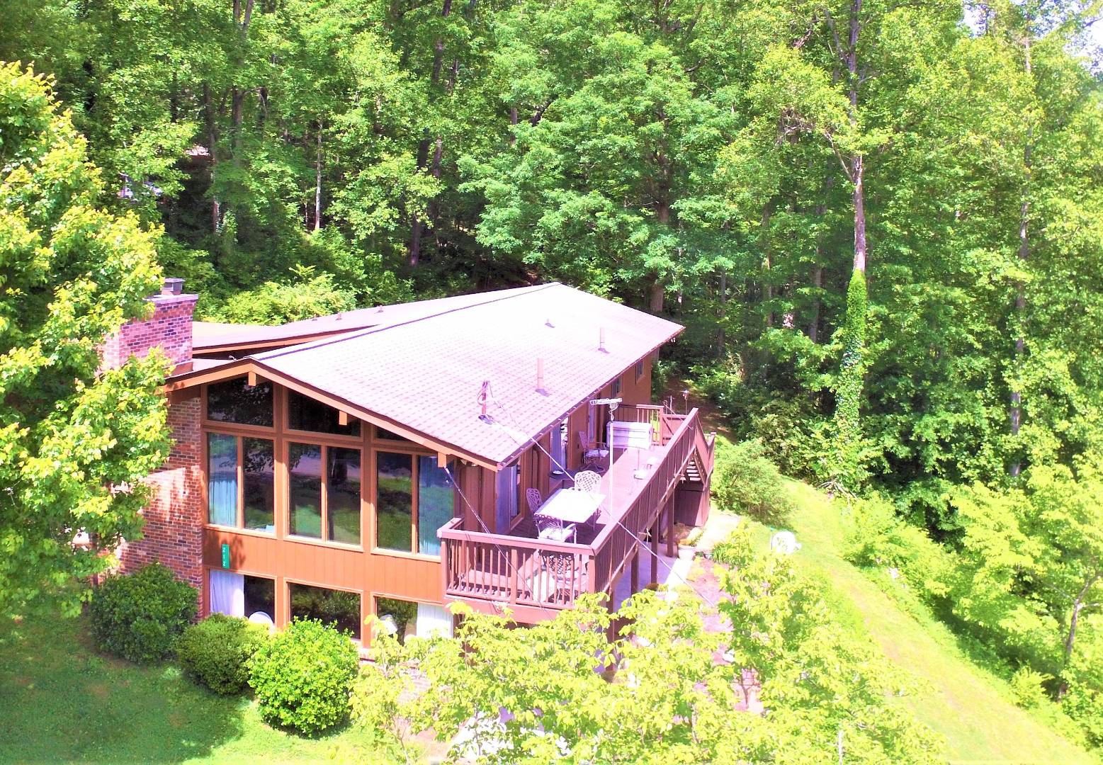 212 Orchard Knob Rd, Clinton, TN 37716 (Sold MyStateMLS Listing #10615694)