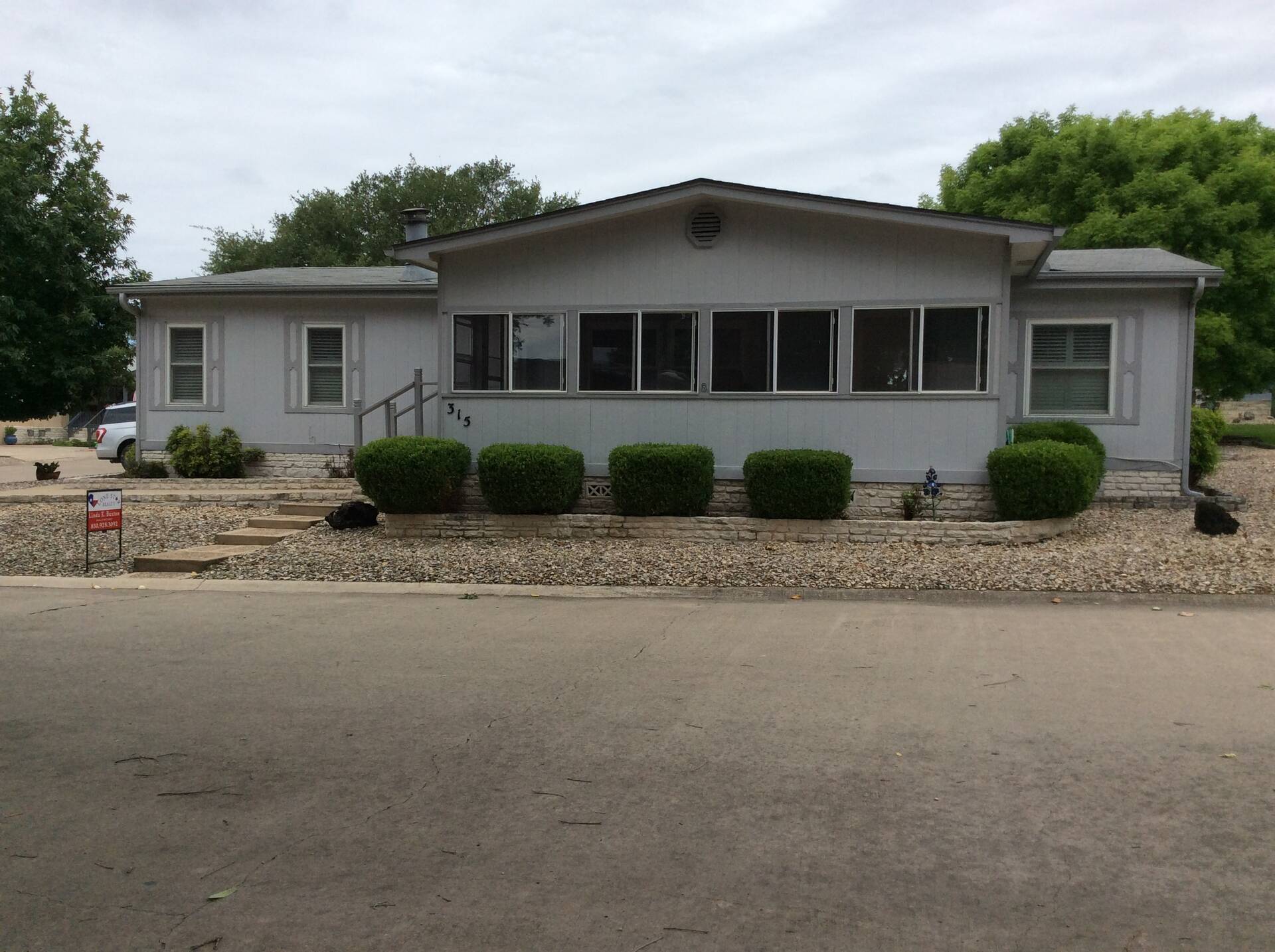 315 Live Oak, Ingram, TX 78025 (Off Market NYStateMLS Listing #10888440)